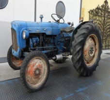 Trattore Fordson Dexta - 36 cv